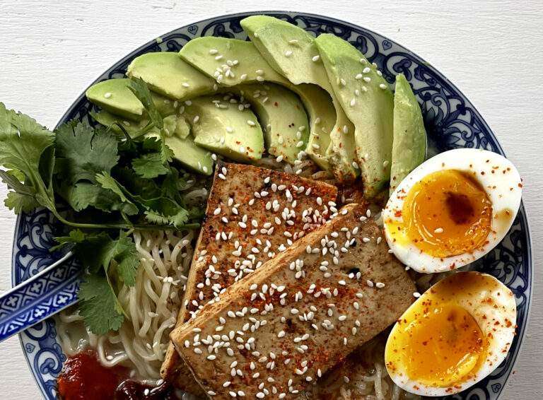 How to Make Fancied up Instant Ramen Option #3: Tonkotsu with Teriyaki ...